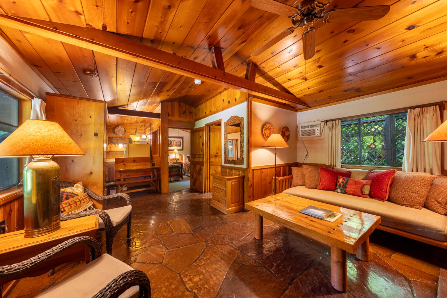 The Oak - Briar Patch Inn