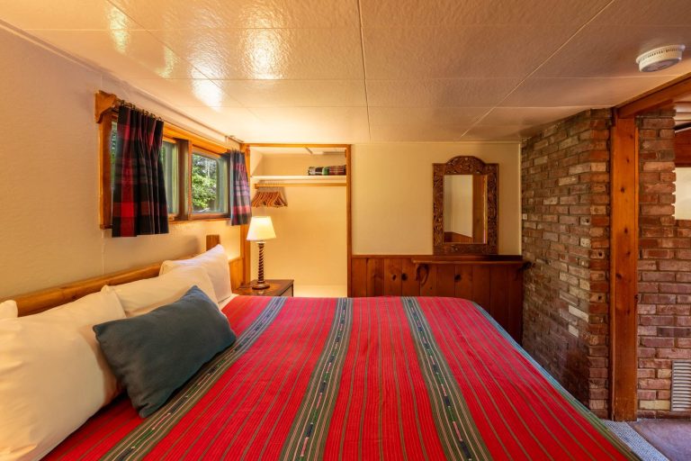 The Robin - Briar Patch Inn